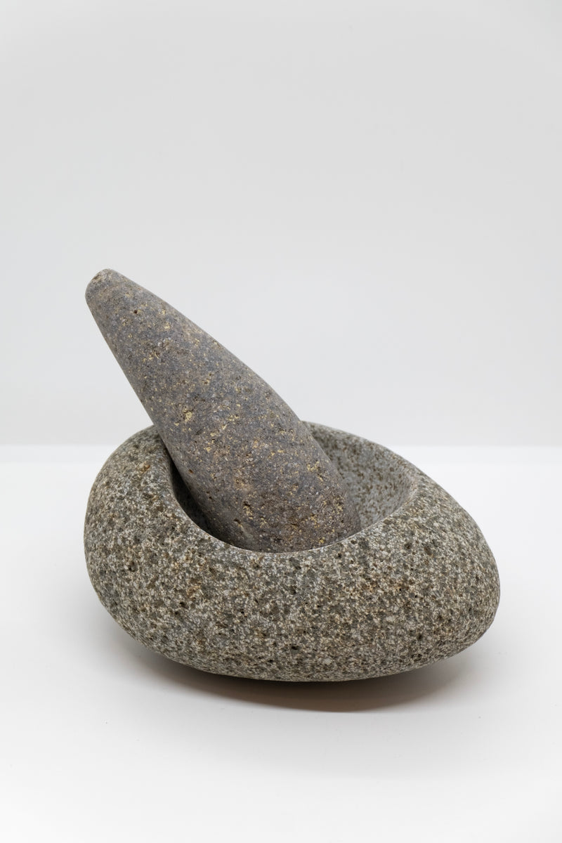 MEDIUM MORTAR AND PESTLE 1 – Muse Art Gallery